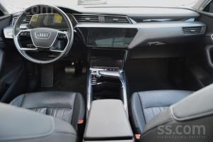 Grey Audi E-Tron 2022 in Riga, with an engine capacity of 0.00 L and mileage of 129 thousand km for 23880 €, photo 25 on AUTOMOTO.COM.LV