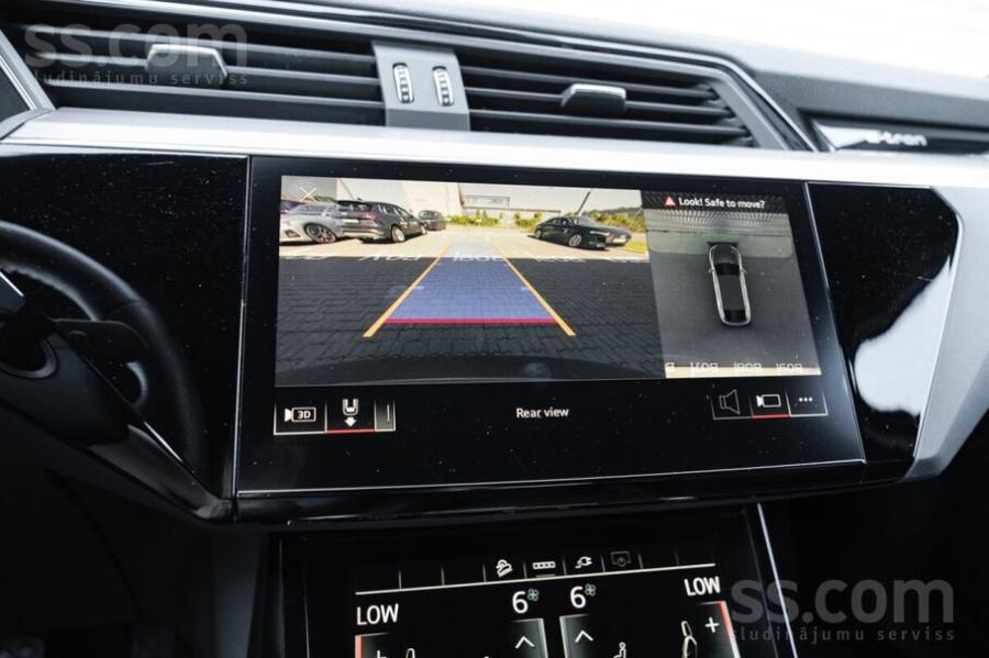 Pelēks Audi E-Tron 2022 Rīga, ar dzinēja tilpumu 0.00 L un nobraukumu 63 tūkst. km par 41850 €, foto 30 vietnē AUTOMOTO.COM.LV