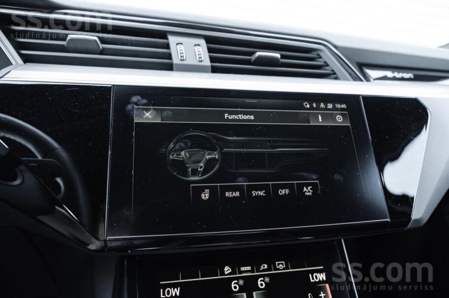 Pelēks Audi E-Tron 2022 Rīga, ar dzinēja tilpumu 0.00 L un nobraukumu 63 tūkst. km par 41850 €, foto 31 vietnē AUTOMOTO.COM.LV