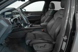 Grey Audi E-Tron 2022 in Vilnius, with an engine capacity of 0.00 L and mileage of 60 thousand km for 33900 €, photo 12 on AUTOMOTO.COM.LV