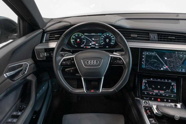 Серый Ауди E-Tron 2022 в Вильнюс, объемом двигателя 0.00 л и пробегом 60 тыс. км за 33900 €, фото 9 на AUTOMOTO.COM.LV