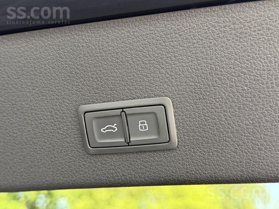 Grey Audi E-Tron 2022 in Riga, with an engine capacity of 0.00 L and mileage of 27 thousand km for 40990 €, photo 22 on AUTOMOTO.COM.LV