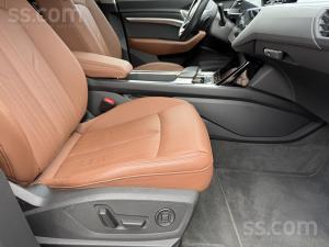 Pelēks Audi E-Tron 2022 Rīga, ar dzinēja tilpumu 0.00 L un nobraukumu 129 tūkst. km par 23990 €, foto 19 vietnē AUTOMOTO.COM.LV