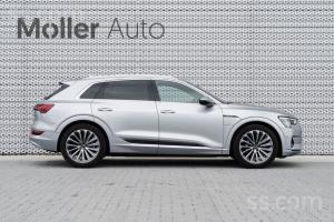 Pelēks Audi E-Tron 2022 Rīga, ar dzinēja tilpumu 0.00 L un nobraukumu 63 tūkst. km par 33350 €, foto 6 vietnē AUTOMOTO.COM.LV