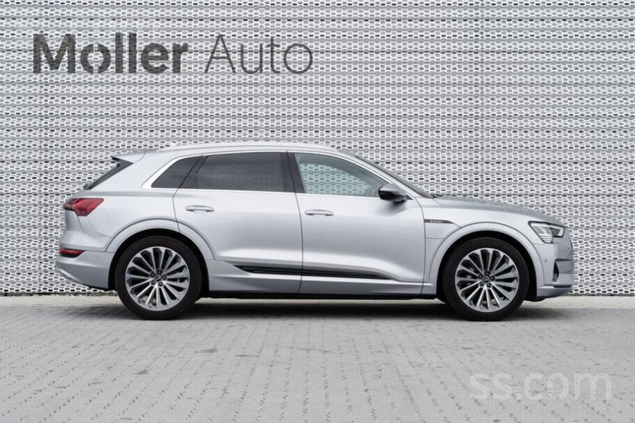 Pelēks Audi E-Tron 2022 Rīga, ar dzinēja tilpumu 0.00 L un nobraukumu 63 tūkst. km par 33350 €, foto 6 vietnē AUTOMOTO.COM.LV