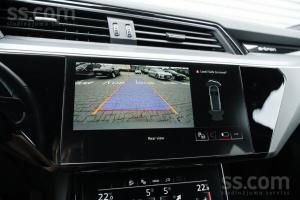 Pelēks Audi E-Tron 2022 Rīga, ar dzinēja tilpumu 0.00 L un nobraukumu 63 tūkst. km par 33350 €, foto 15 vietnē AUTOMOTO.COM.LV