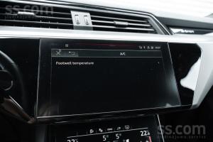 Pelēks Audi E-Tron 2022 Rīga, ar dzinēja tilpumu 0.00 L un nobraukumu 63 tūkst. km par 33350 €, foto 17 vietnē AUTOMOTO.COM.LV