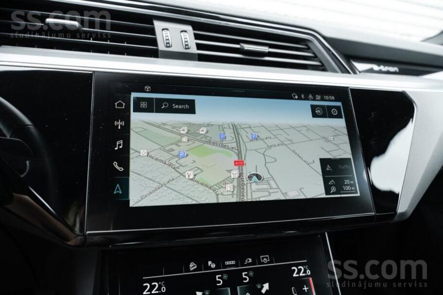 Pelēks Audi E-Tron 2022 Rīga, ar dzinēja tilpumu 0.00 L un nobraukumu 63 tūkst. km par 33350 €, foto 26 vietnē AUTOMOTO.COM.LV