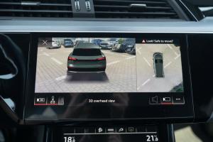 Pelēks Audi E-Tron 2022 Viļņa, ar dzinēja tilpumu 0.10 L un nobraukumu 70 tūkst. km par 42750 €, foto 15 vietnē AUTOMOTO.COM.LV