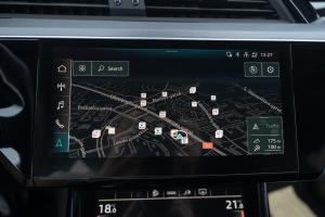 Pelēks Audi E-Tron 2022 Viļņa, ar dzinēja tilpumu 0.10 L un nobraukumu 70 tūkst. km par 42750 €, foto 19 vietnē AUTOMOTO.COM.LV
