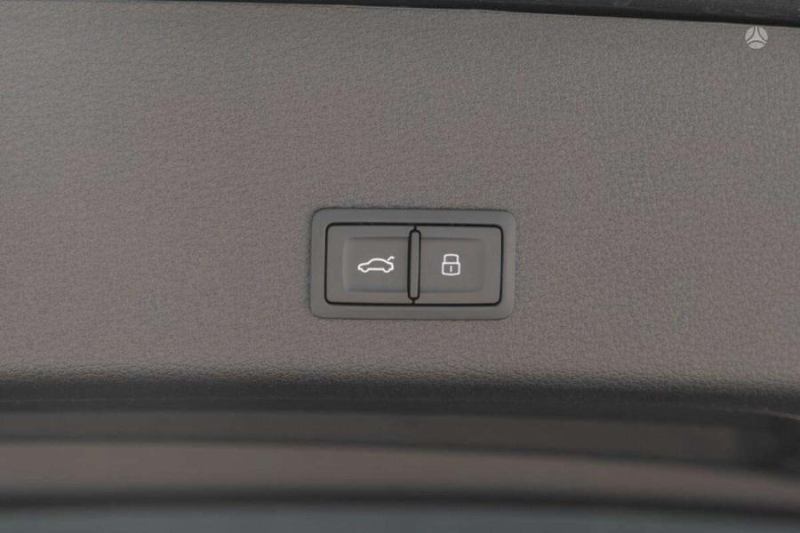 Grey Audi E-Tron 2022 in Vilnius, with an engine capacity of 0.10 L and mileage of 70 thousand km for 42750 €, photo 28 on AUTOMOTO.COM.LV