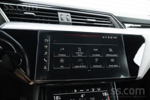 Pelēks Audi E-Tron 2022 Rīga, ar dzinēja tilpumu 0.00 L un nobraukumu 61 tūkst. km par 43200 €, foto 23 vietnē AUTOMOTO.COM.LV