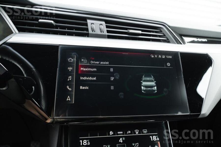 Pelēks Audi E-Tron 2022 Rīga, ar dzinēja tilpumu 0.00 L un nobraukumu 61 tūkst. km par 43200 €, foto 26 vietnē AUTOMOTO.COM.LV