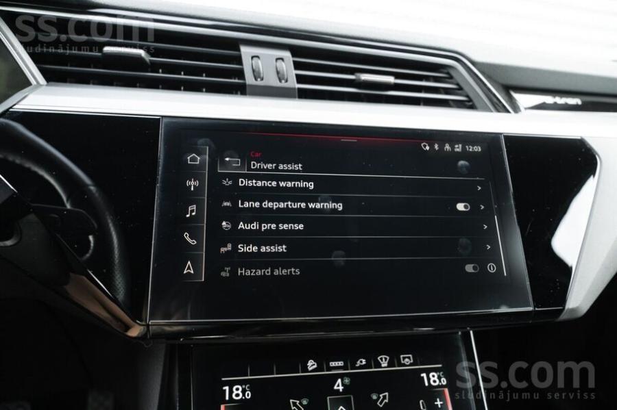 Pelēks Audi E-Tron 2022 Rīga, ar dzinēja tilpumu 0.00 L un nobraukumu 61 tūkst. km par 43200 €, foto 28 vietnē AUTOMOTO.COM.LV