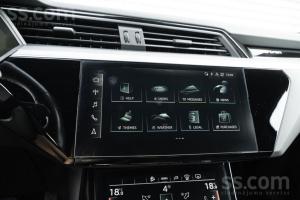 Pelēks Audi E-Tron 2022 Rīga, ar dzinēja tilpumu 0.00 L un nobraukumu 61 tūkst. km par 43200 €, foto 29 vietnē AUTOMOTO.COM.LV