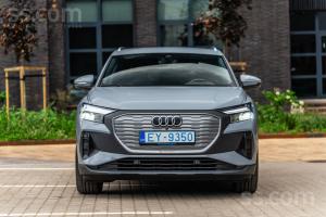 Pelēks Audi E-Tron 2022 Rīga, ar dzinēja tilpumu 0.00 L un nobraukumu 49 tūkst. km par 27990 €, foto 9 vietnē AUTOMOTO.COM.LV