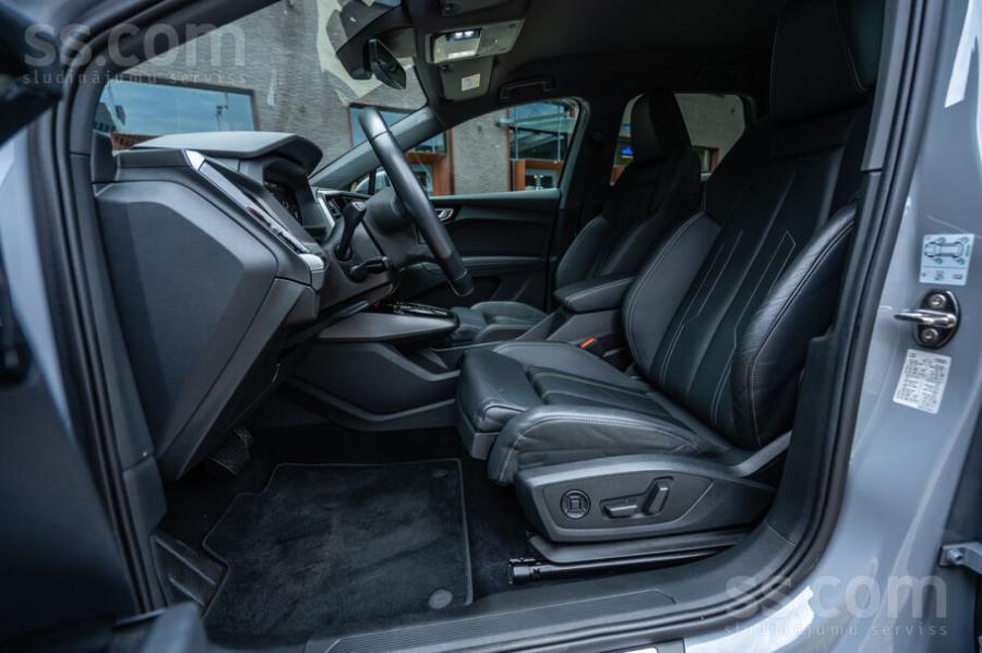 Pelēks Audi E-Tron 2022 Rīga, ar dzinēja tilpumu 0.00 L un nobraukumu 49 tūkst. km par 27990 €, foto 18 vietnē AUTOMOTO.COM.LV