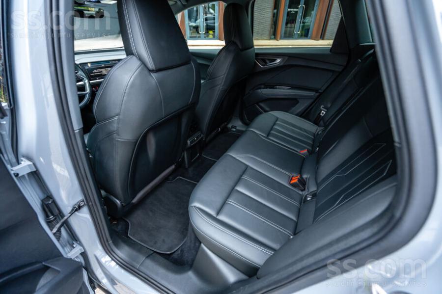 Pelēks Audi E-Tron 2022 Rīga, ar dzinēja tilpumu 0.00 L un nobraukumu 49 tūkst. km par 27990 €, foto 20 vietnē AUTOMOTO.COM.LV