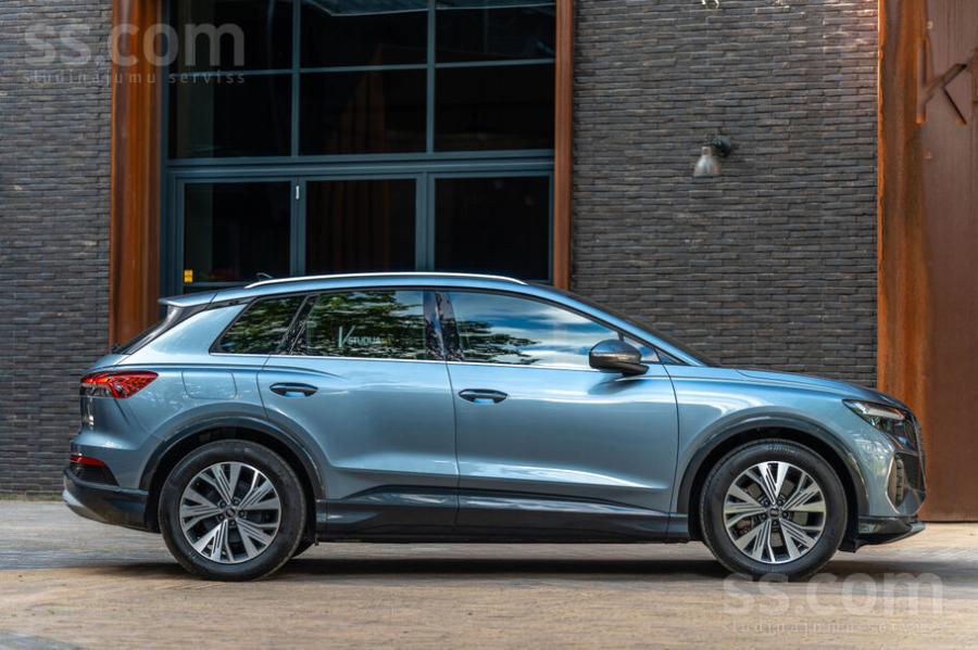 Pelēks Audi E-Tron 2022 Rīga, ar dzinēja tilpumu 0.00 L un nobraukumu 17 tūkst. km par 34500 €, foto 7 vietnē AUTOMOTO.COM.LV
