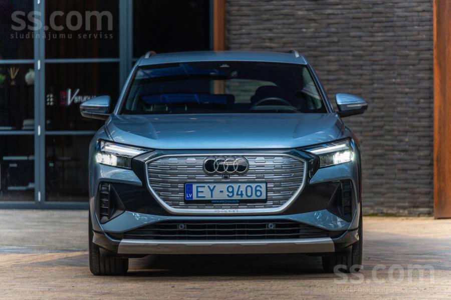 Pelēks Audi E-Tron 2022 Rīga, ar dzinēja tilpumu 0.00 L un nobraukumu 17 tūkst. km par 34500 €, foto 8 vietnē AUTOMOTO.COM.LV