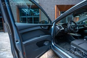 Pelēks Audi E-Tron 2022 Rīga, ar dzinēja tilpumu 0.00 L un nobraukumu 17 tūkst. km par 34500 €, foto 15 vietnē AUTOMOTO.COM.LV