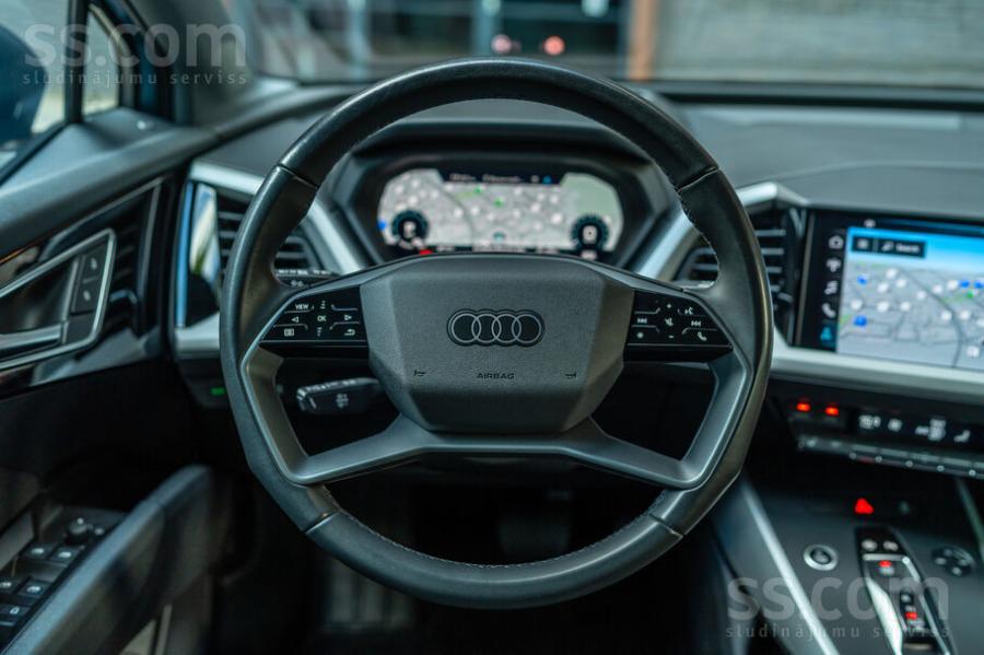 Pelēks Audi E-Tron 2022 Rīga, ar dzinēja tilpumu 0.00 L un nobraukumu 17 tūkst. km par 34500 €, foto 25 vietnē AUTOMOTO.COM.LV