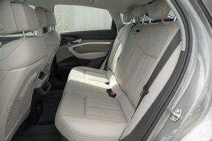 Grey Audi E-Tron 2022 in Vilnius, with an engine capacity of 0.00 L and mileage of 29 thousand km for 37450 €, photo 13 on AUTOMOTO.COM.LV