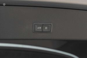 Grey Audi E-Tron 2022 in Vilnius, with an engine capacity of 0.00 L and mileage of 29 thousand km for 37450 €, photo 18 on AUTOMOTO.COM.LV