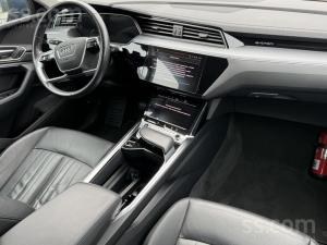 Pelēks Audi E-Tron 2022 Rīga, ar dzinēja tilpumu 0.00 L un nobraukumu 100 tūkst. km par 29999 €, foto 27 vietnē AUTOMOTO.COM.LV