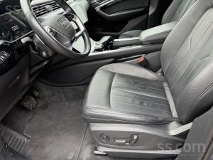 Pelēks Audi E-Tron 2022 Rīga, ar dzinēja tilpumu 0.00 L un nobraukumu 100 tūkst. km par 29999 €, foto 30 vietnē AUTOMOTO.COM.LV