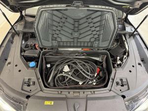 Grey Audi E-Tron 2022 in Vilnius, with an engine capacity of 0.00 L and mileage of 139 thousand km for 29950 €, photo 14 on AUTOMOTO.COM.LV