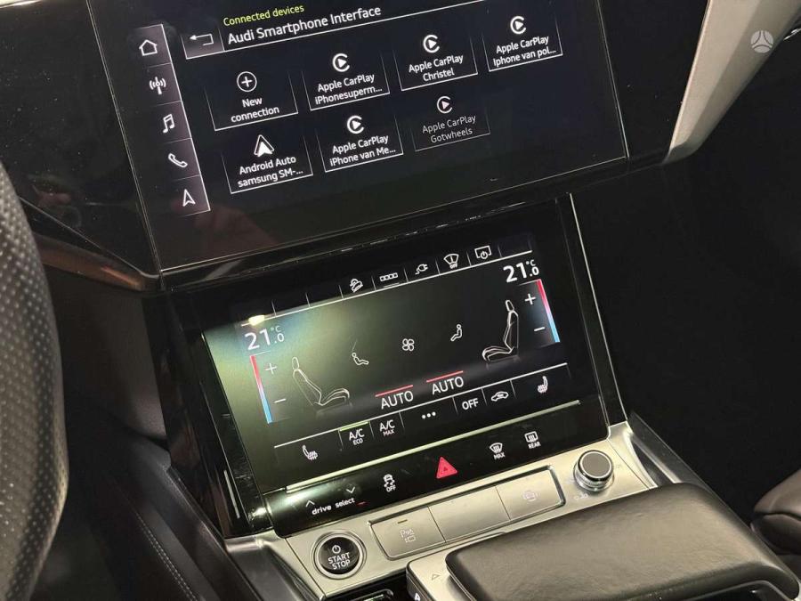 Grey Audi E-Tron 2022 in Vilnius, with an engine capacity of 0.00 L and mileage of 139 thousand km for 29950 €, photo 16 on AUTOMOTO.COM.LV