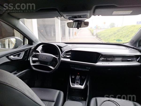 Grey Audi E-Tron 2022 in Ogre, with an engine capacity of 0.00 L and mileage of 116 thousand km for 26470 €, photo 7 on AUTOMOTO.COM.LV