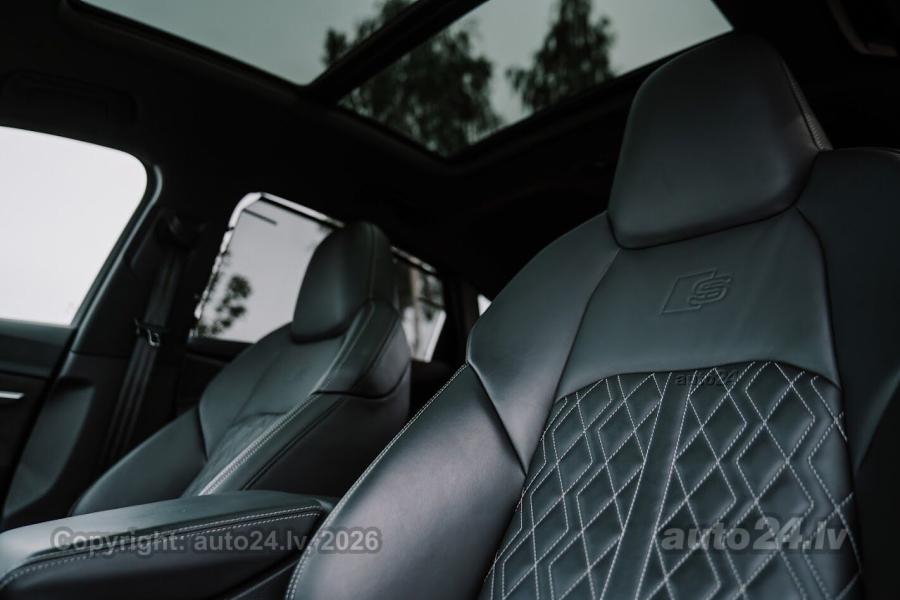 Pelēks Audi E-Tron 2022 Tallina, ar dzinēja tilpumu 0.00 L un nobraukumu 65 tūkst. km par 47900 €, foto 13 vietnē AUTOMOTO.COM.LV