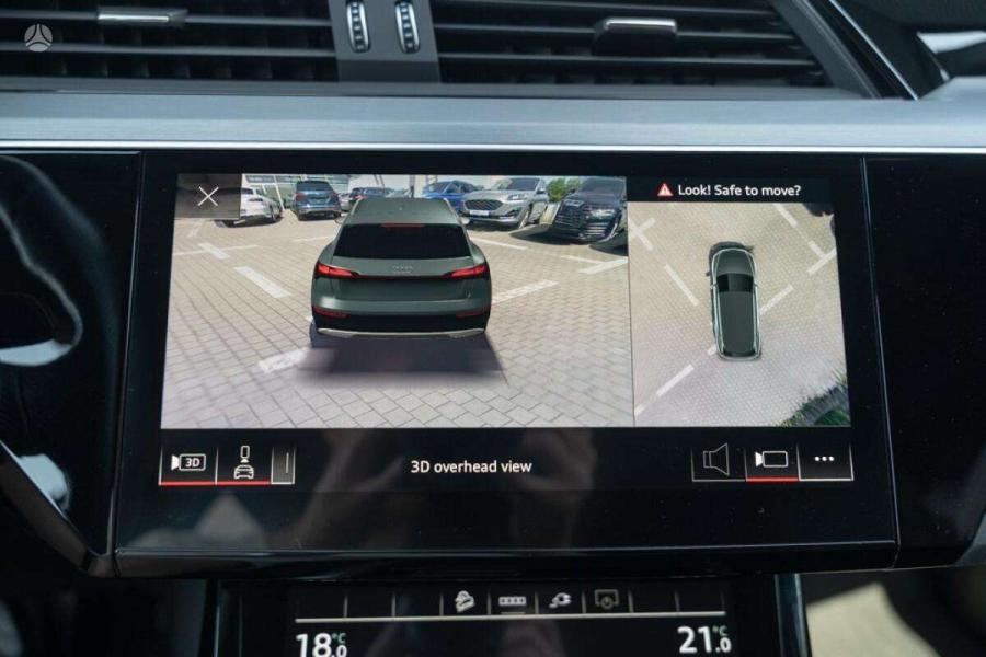 Grey Audi E-Tron 2022 in Vilnius, with an engine capacity of 0.00 L and mileage of 70 thousand km for 44000 €, photo 15 on AUTOMOTO.COM.LV