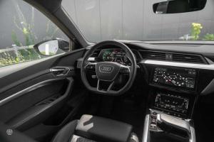 Grey Audi E-Tron 2022 in Vilnius, with an engine capacity of 0.00 L and mileage of 70 thousand km for 44000 €, photo 21 on AUTOMOTO.COM.LV
