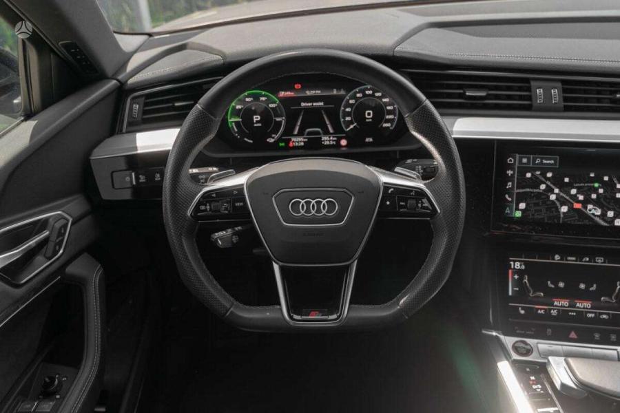 Grey Audi E-Tron 2022 in Vilnius, with an engine capacity of 0.00 L and mileage of 70 thousand km for 44000 €, photo 22 on AUTOMOTO.COM.LV