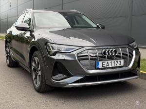 Pelēks Audi E-Tron 2022 Ukmergė, ar dzinēja tilpumu 0.00 L un nobraukumu 118 tūkst. km par 21800 €, foto 3 vietnē AUTOMOTO.COM.LV