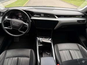 Pelēks Audi E-Tron 2022 Ukmergė, ar dzinēja tilpumu 0.00 L un nobraukumu 118 tūkst. km par 21800 €, foto 11 vietnē AUTOMOTO.COM.LV