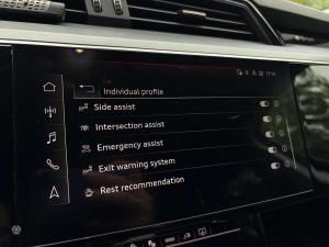 Pelēks Audi E-Tron 2022 Ukmergė, ar dzinēja tilpumu 0.00 L un nobraukumu 118 tūkst. km par 21800 €, foto 14 vietnē AUTOMOTO.COM.LV