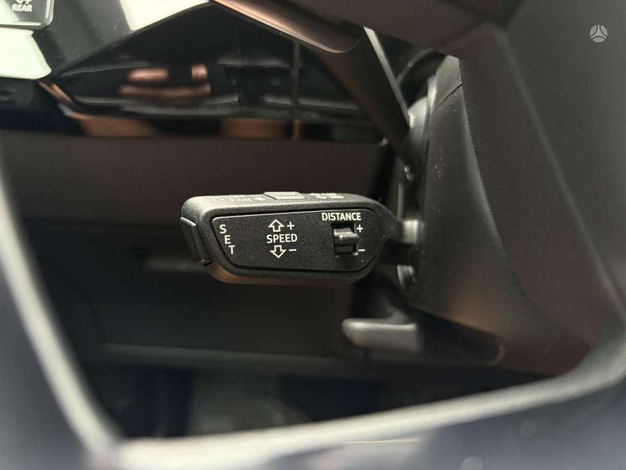Pelēks Audi E-Tron 2022 Ukmergė, ar dzinēja tilpumu 0.00 L un nobraukumu 118 tūkst. km par 21800 €, foto 21 vietnē AUTOMOTO.COM.LV