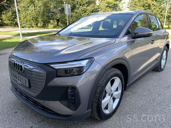 Pelēks Audi E-Tron 2022 Ogre, ar dzinēja tilpumu 0.00 L un nobraukumu 116 tūkst. km par 25500 €, foto 4 vietnē AUTOMOTO.COM.LV