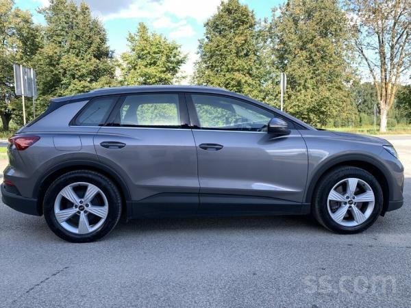 Pelēks Audi E-Tron 2022 Ogre, ar dzinēja tilpumu 0.00 L un nobraukumu 116 tūkst. km par 25500 €, foto 6 vietnē AUTOMOTO.COM.LV