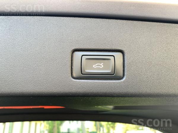 Pelēks Audi E-Tron 2022 Ogre, ar dzinēja tilpumu 0.00 L un nobraukumu 116 tūkst. km par 25500 €, foto 9 vietnē AUTOMOTO.COM.LV