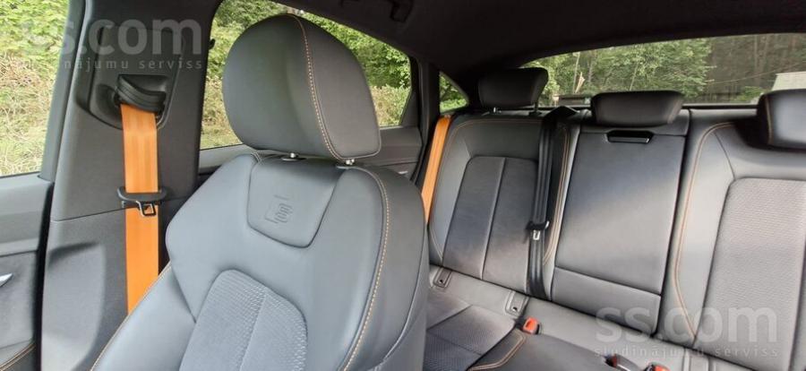 Grey Audi E-Tron 2022 in Riga, with an engine capacity of 0.00 L and mileage of 39 thousand km for 39900 €, photo 9 on AUTOMOTO.COM.LV