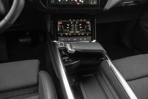 Grey Audi E-Tron 2022 in Vilnius, with an engine capacity of 0.00 L and mileage of 49 thousand km for 39000 €, photo 9 on AUTOMOTO.COM.LV