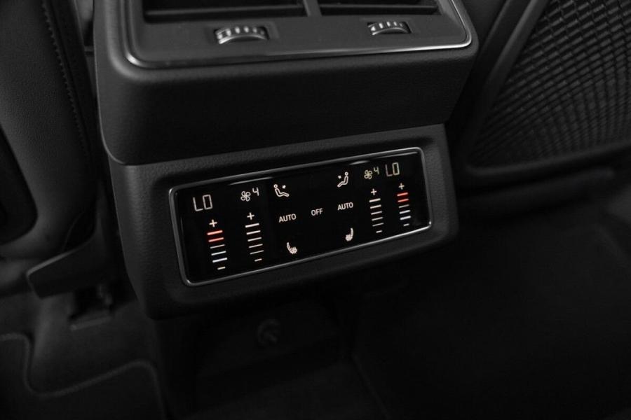 Grey Audi E-Tron 2022 in Vilnius, with an engine capacity of 0.00 L and mileage of 49 thousand km for 39000 €, photo 11 on AUTOMOTO.COM.LV