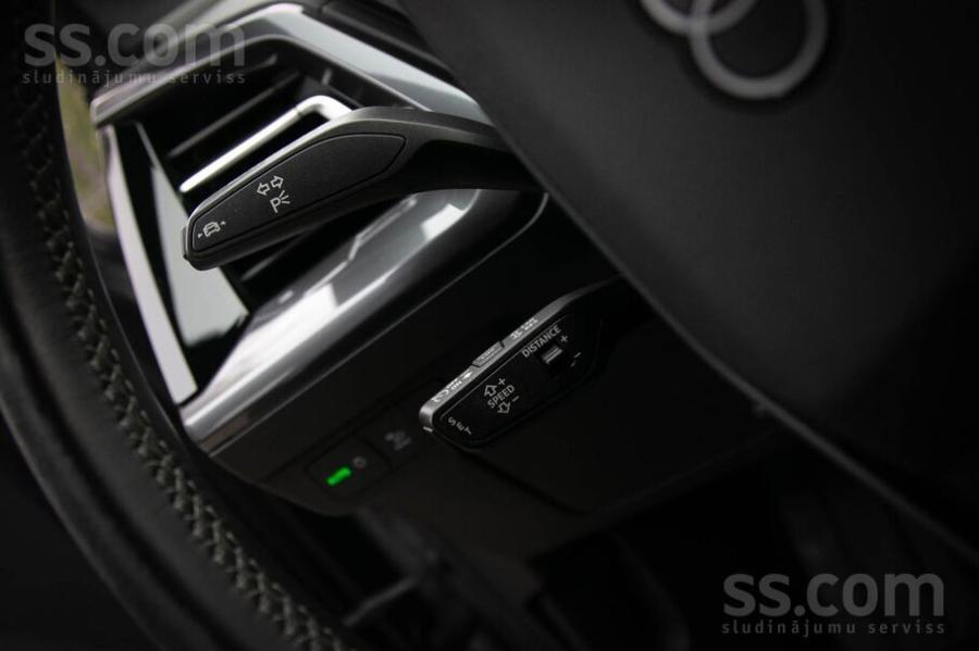 Grey Audi E-Tron 2022 in Tukums, with an engine capacity of 0.00 L and mileage of 159 thousand km for 26990 €, photo 32 on AUTOMOTO.COM.LV