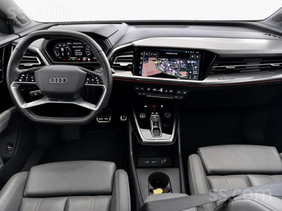 Grey Audi E-Tron 2023 in Riga, with an engine capacity of 0.00 L and mileage of 107 thousand km for 34900 €, photo 8 on AUTOMOTO.COM.LV