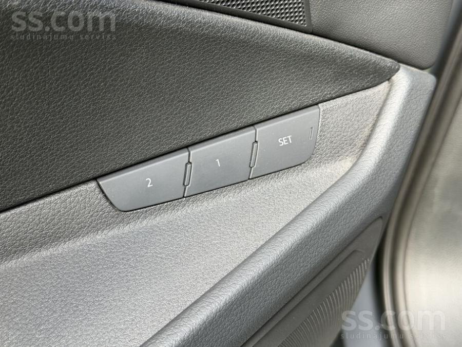 Grey Audi E-Tron 2023 in Saldus, with an engine capacity of 0.00 L and mileage of 45 thousand km for 47700 €, photo 16 on AUTOMOTO.COM.LV